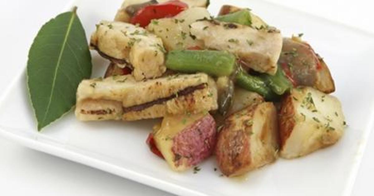 Pileća salata s mahunama