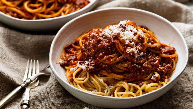 Slavni talijanski chef otkrio svoj tajni recept za bolonjez