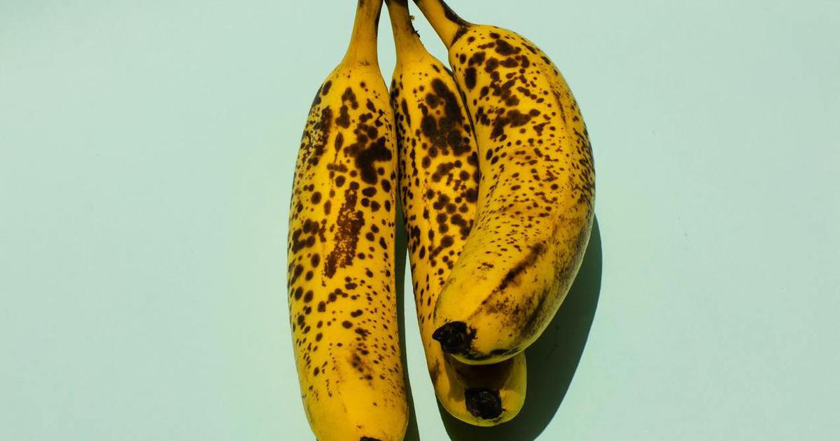 Ne bacaj prezrele banane, one čine čude u kolačima
