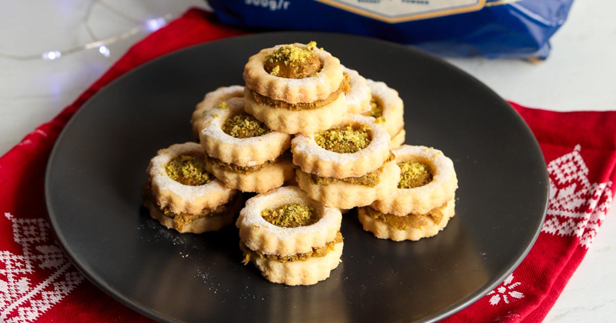 Linzeri s pistacijama postat će tvoji omiljeni blagdanski keksi