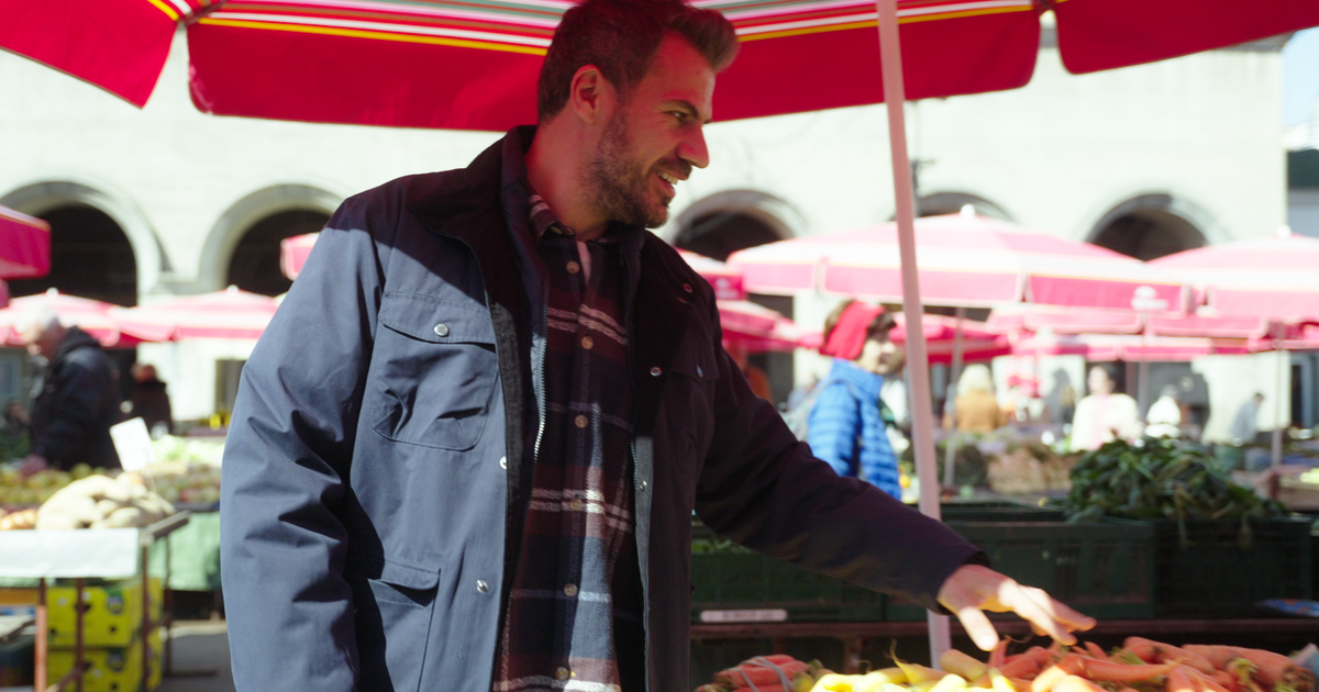 Zvijezda kanala 24Kitchen, chef Akis Petrezikis u petak kuha na PLACe ...